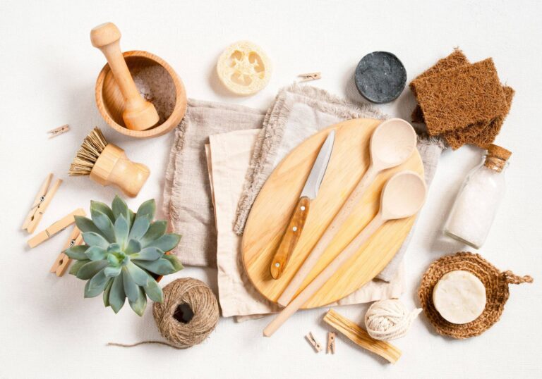 Plastic-Free Kitchen: 10 Easy Swaps to Avoid Microplastics